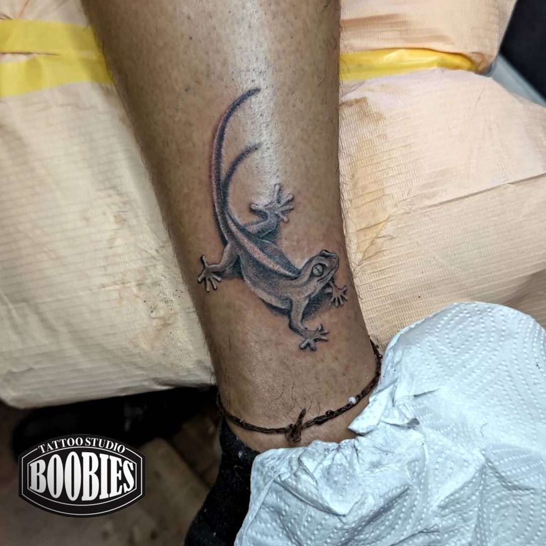 gecko | 名古屋大須のタトゥースタジオ【 BOOBIES TATTOO NAGOYA